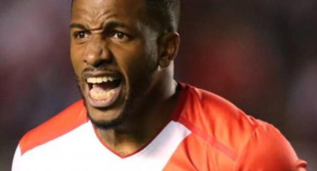 Jefferson Farfán Presentan Póster Sobre Película Inspirada En Su Vida