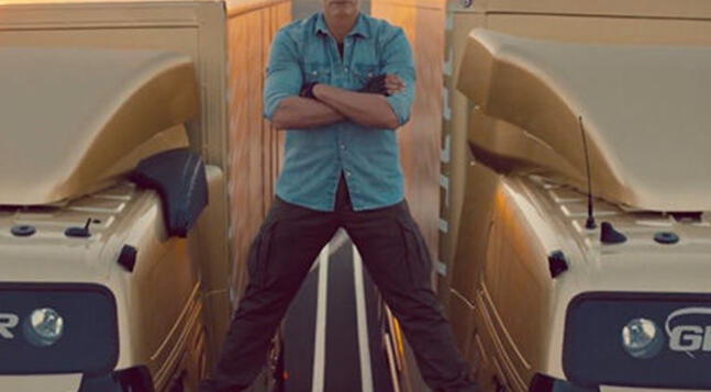 Jean Claude Van Damme y Volvo en increíble acrobacia (video) | El Popular